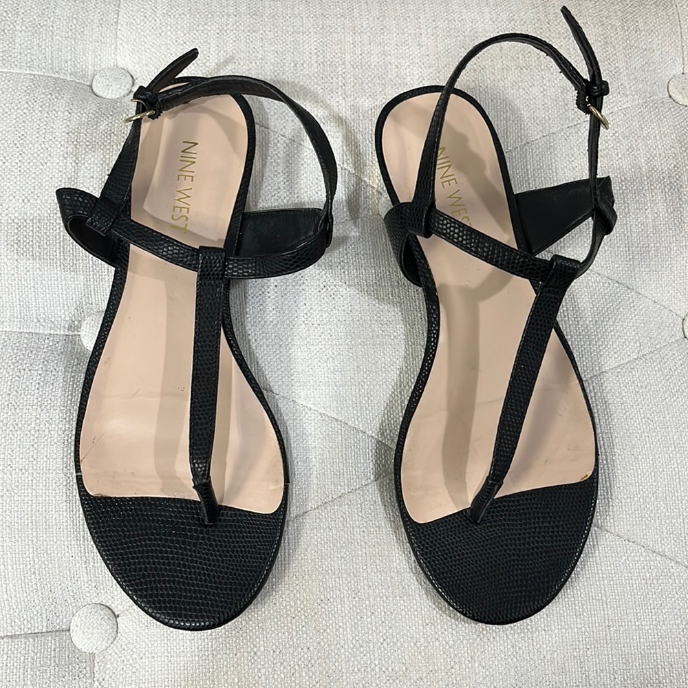 Ninewest Black Croc Texture Sandals - Gem